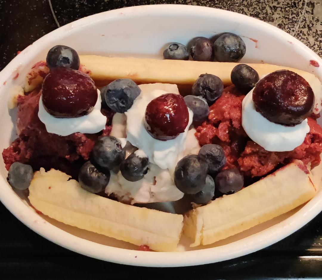 Red, White & Blueberry Banana Split | Plant Based Nutrition